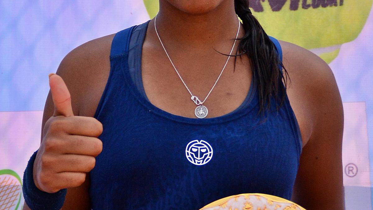 Zeel Desai bounces back from a set down to win title - The Hindu